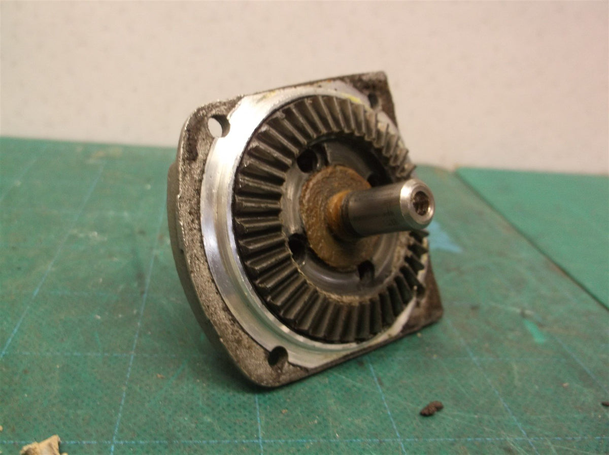 Spindle and Gear from a Dewalt DW402 angle Grinder – CEA_Services